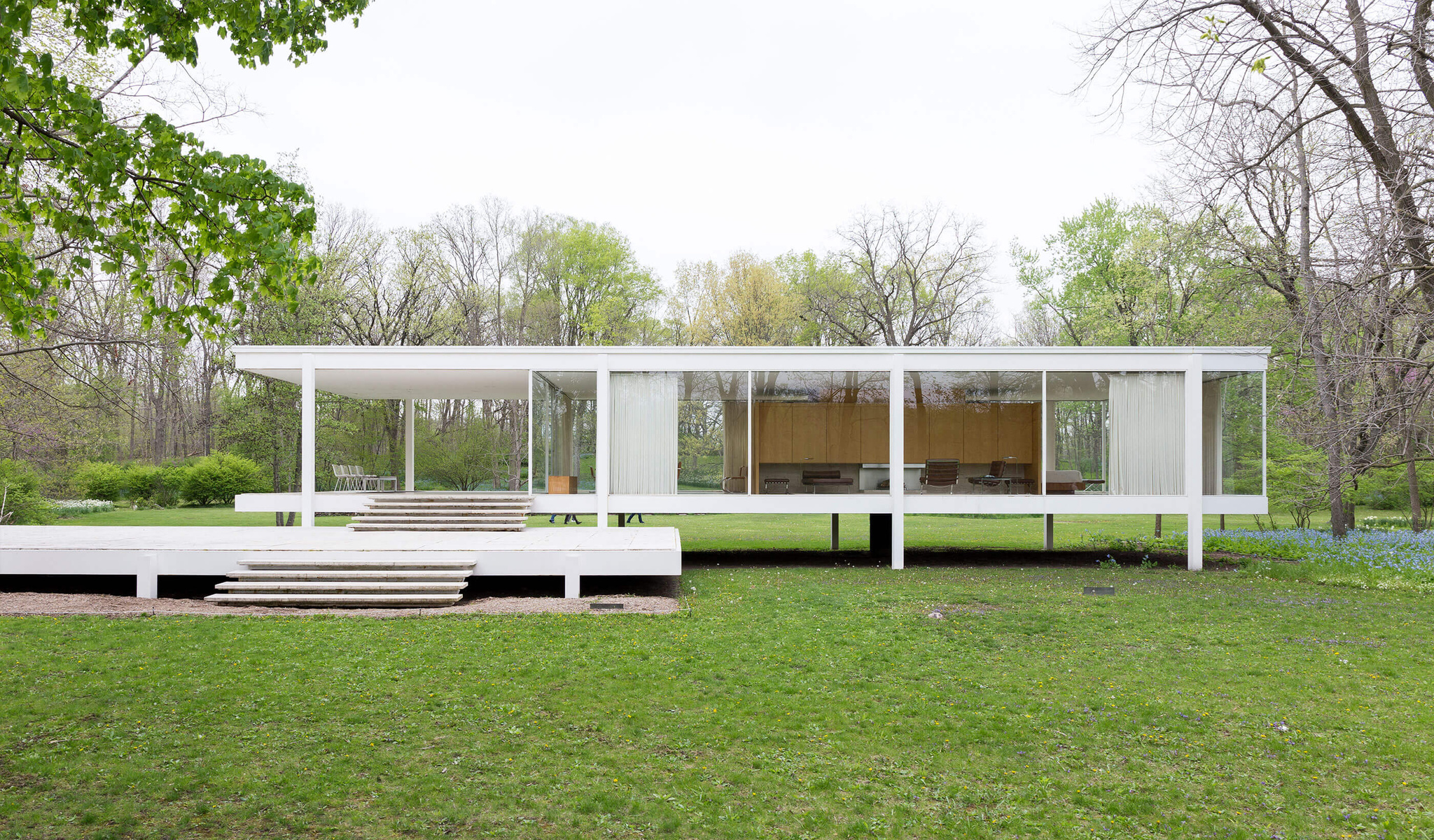 Farnsworth House — Construction